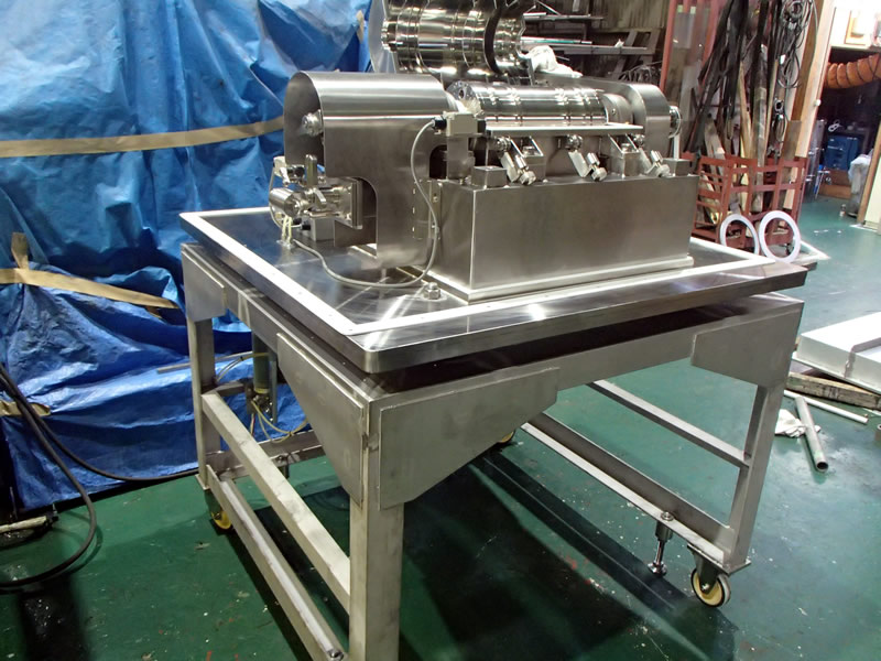 Centrifugal separator | We build and sell centrifugal separators.